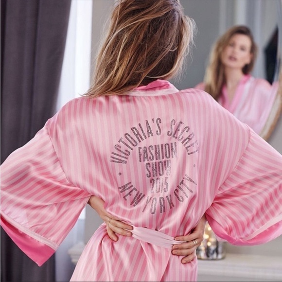 Victoria's Secret | Intimates & Sleepwear | Rare 25 New York Victorias ...